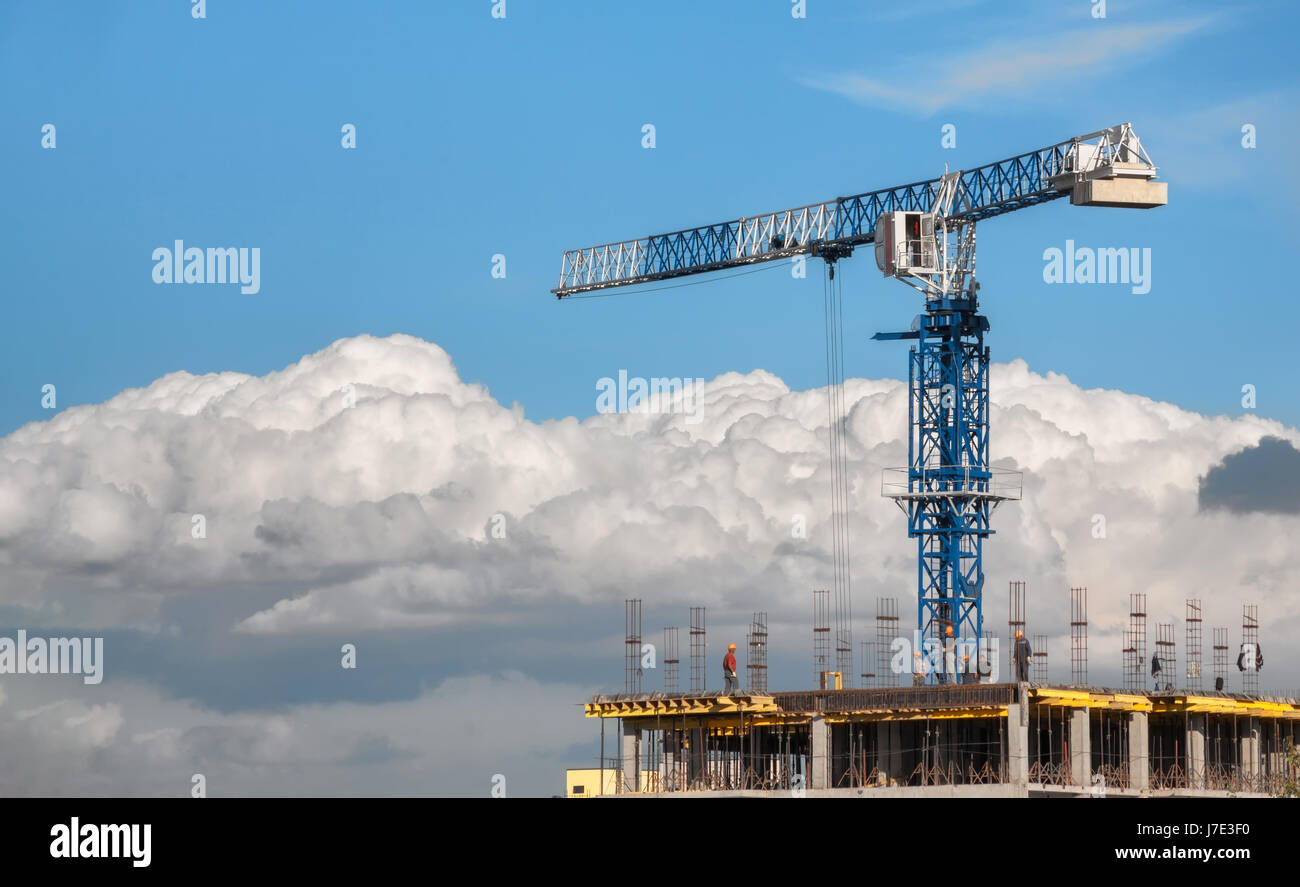 Building construction work people crane hi-res stock photography and ...