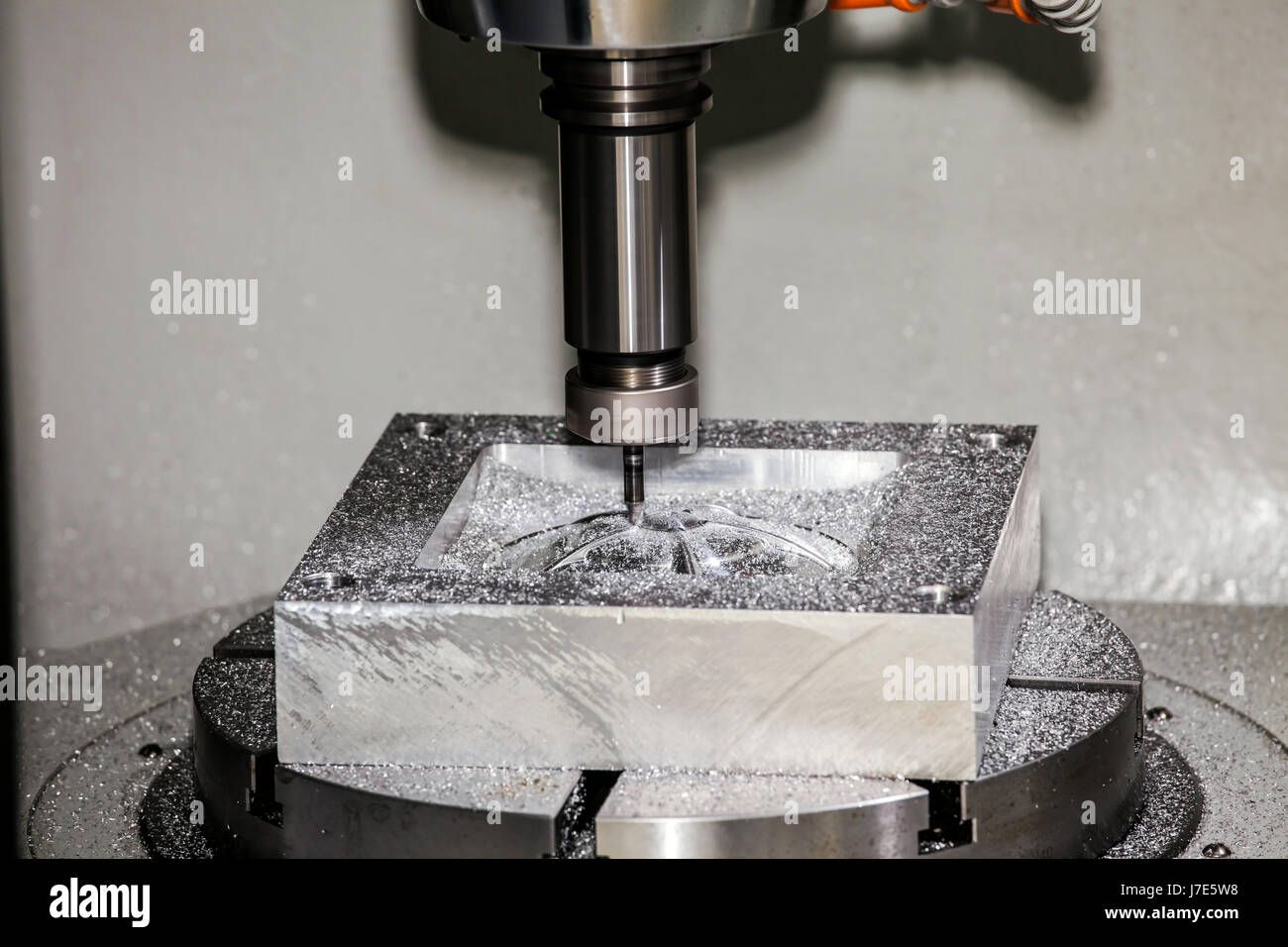 Milling machining center, CNC turning center metal processing machine ...