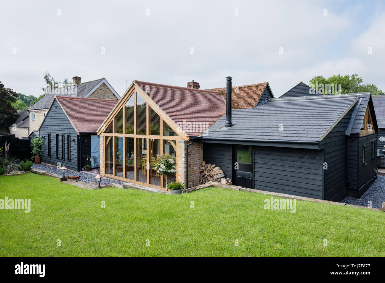 Barn conversion hi-res stock photography and images - Alamy