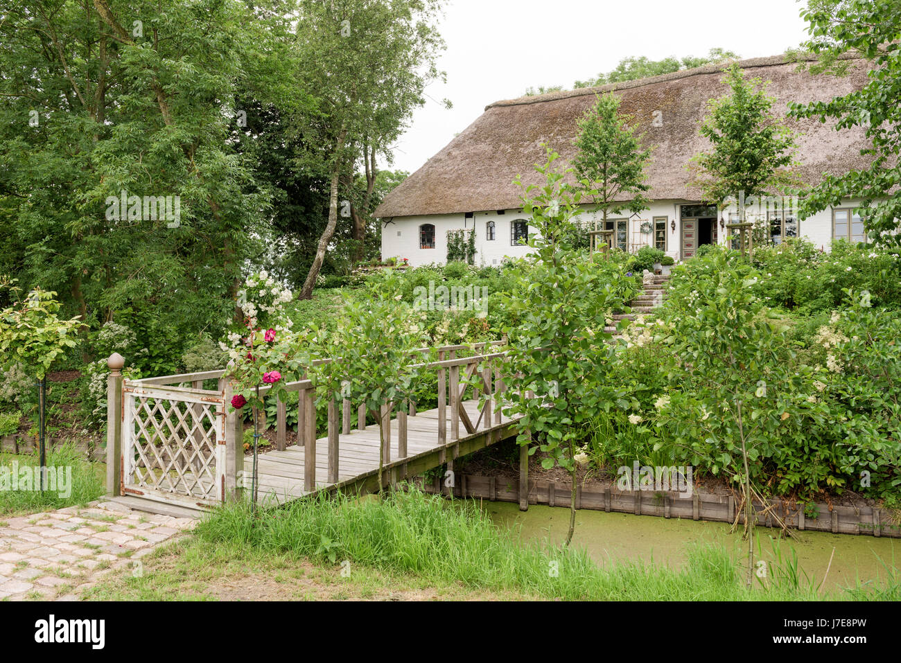 17th century garden hi-res stock photography and images - Alamy