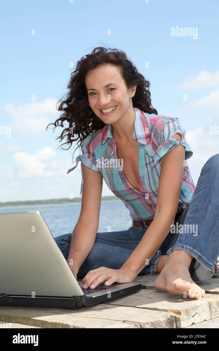 woman laptop notebook computers computer spare time free time leisure ...