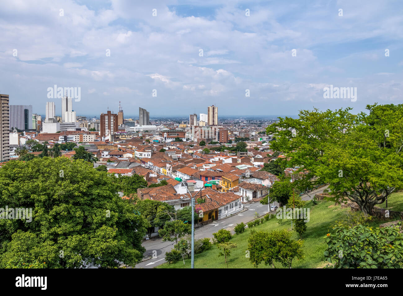Cali colombia skyline hi-res stock photography and images - Alamy
