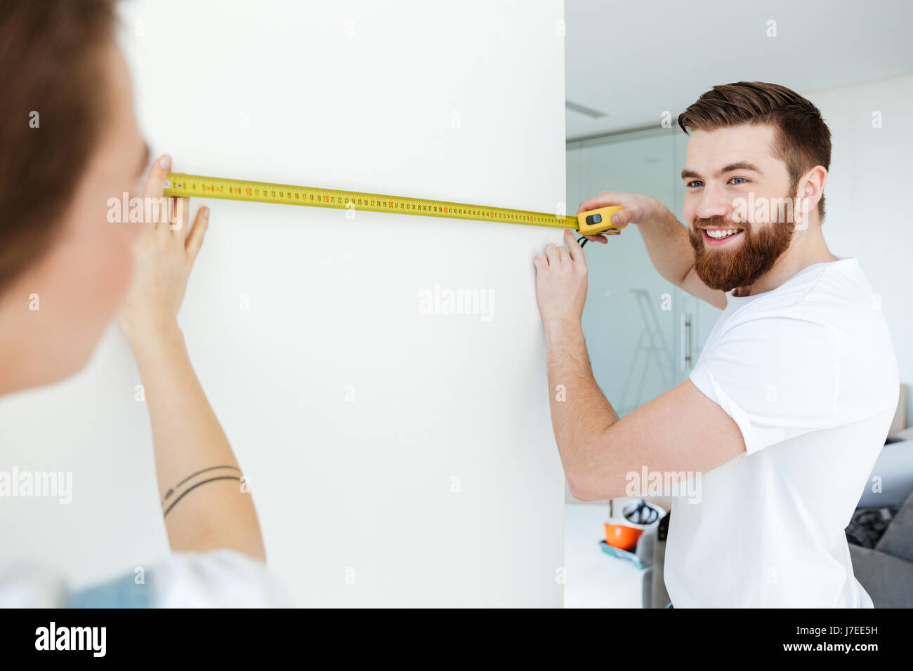 Using measuring tape hi-res stock photography and images - Alamy