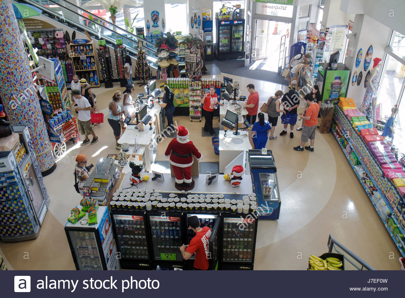 Pharmacy Counter Usa Stock Photos & Pharmacy Counter Usa Stock Images ...