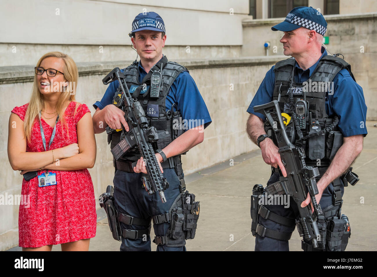 Sig sauer mcx hi-res stock photography and images - Alamy