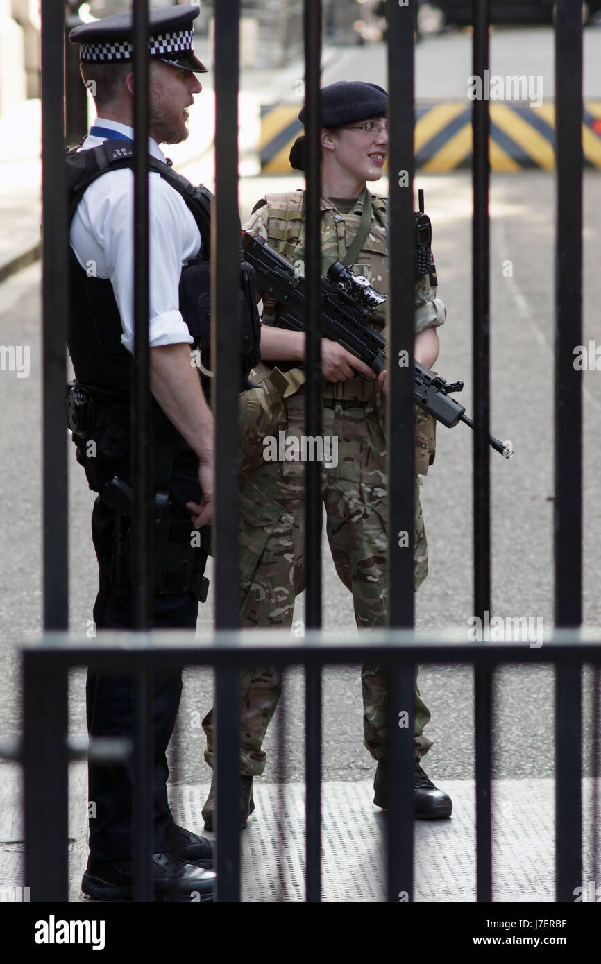 London, England. 24 May 2017. Operation Temperer continues on a sunny ...
