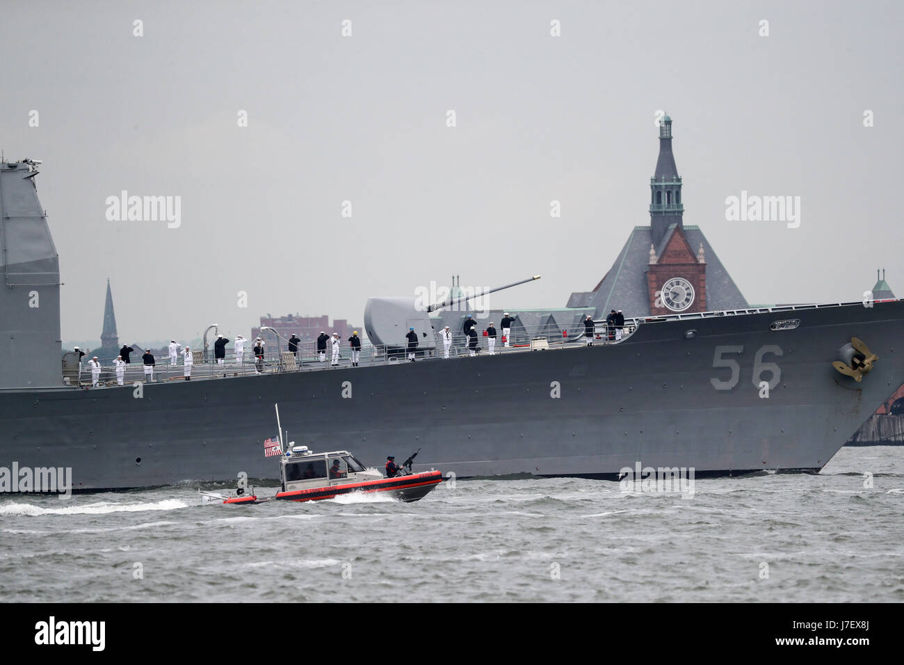 Uss san jacinto cg 56 hi-res stock photography and images - Alamy