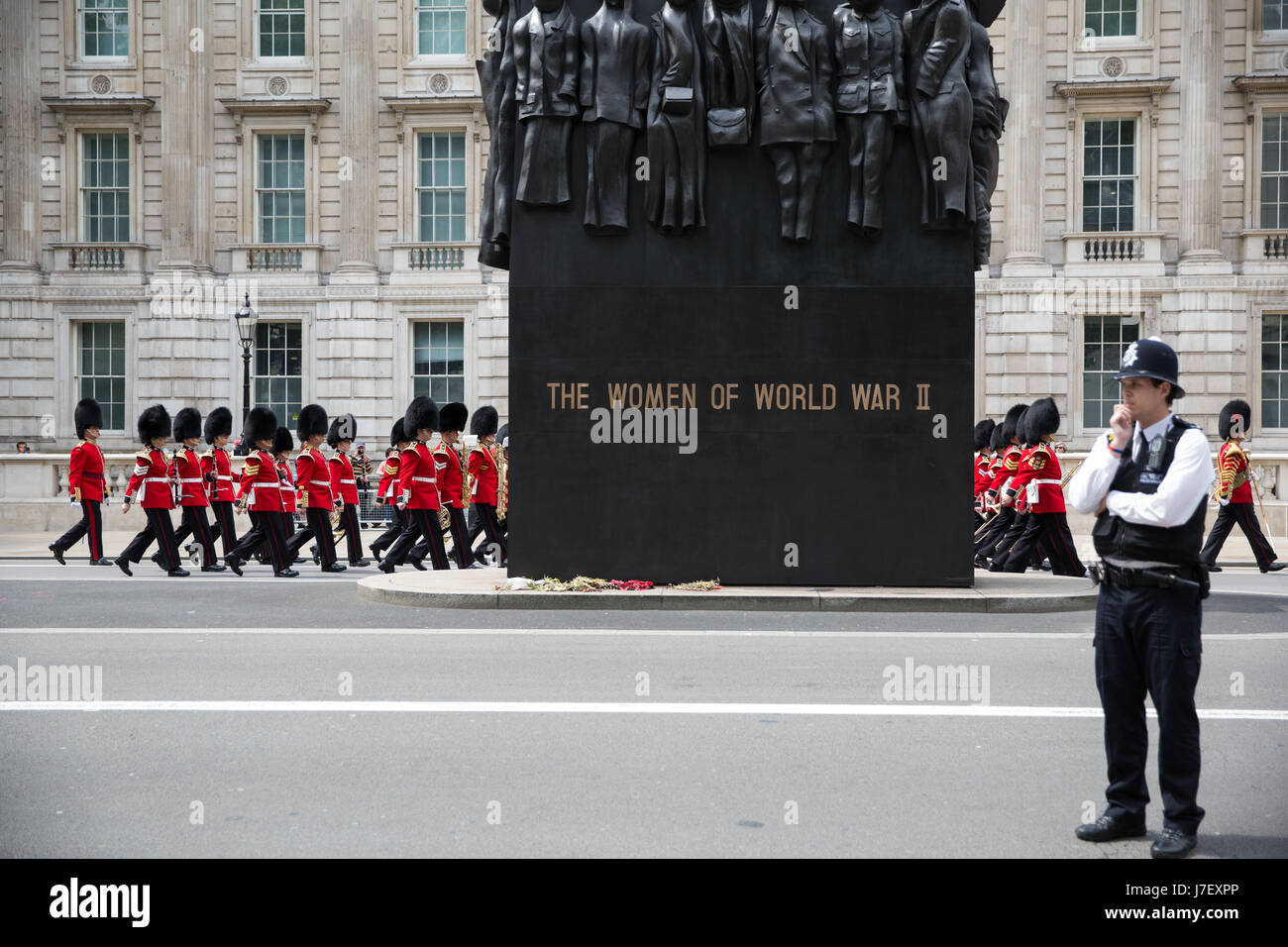 Un peacekeeping soldiers marching hi-res stock photography and images - Alamy
