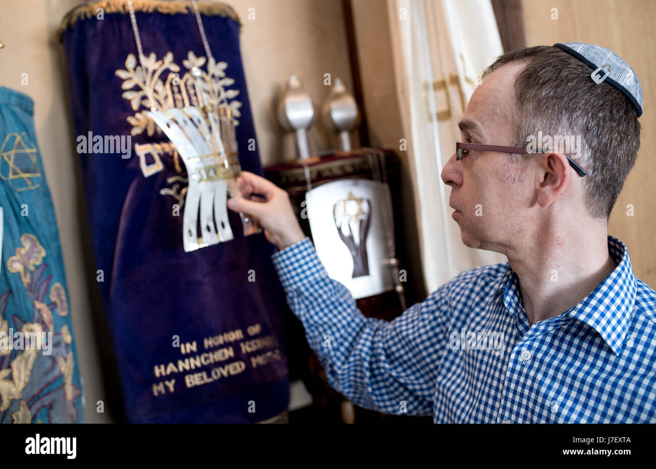 Torah rolls hi-res stock photography and images - Alamy