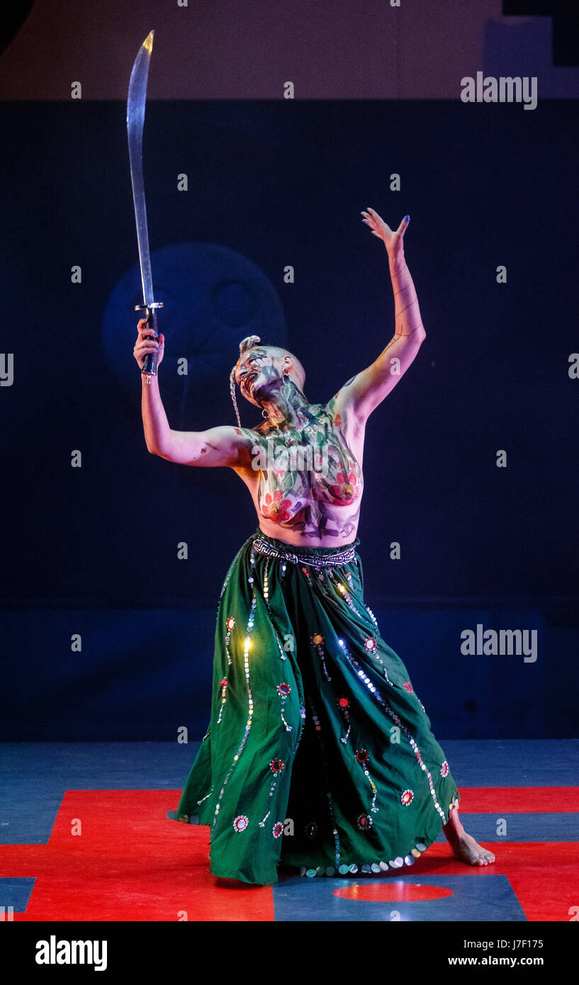 Hamburg, Germany. 24th May, 2017. Dancer Dyna Dagger performs on stage ...