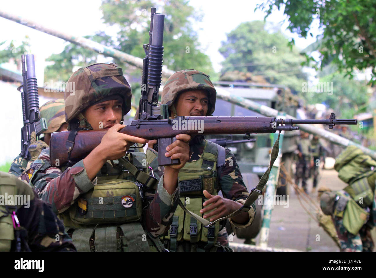 Lanao Del Sur, Philippines. 25th May, 2017. Soldiers from the Armed ...