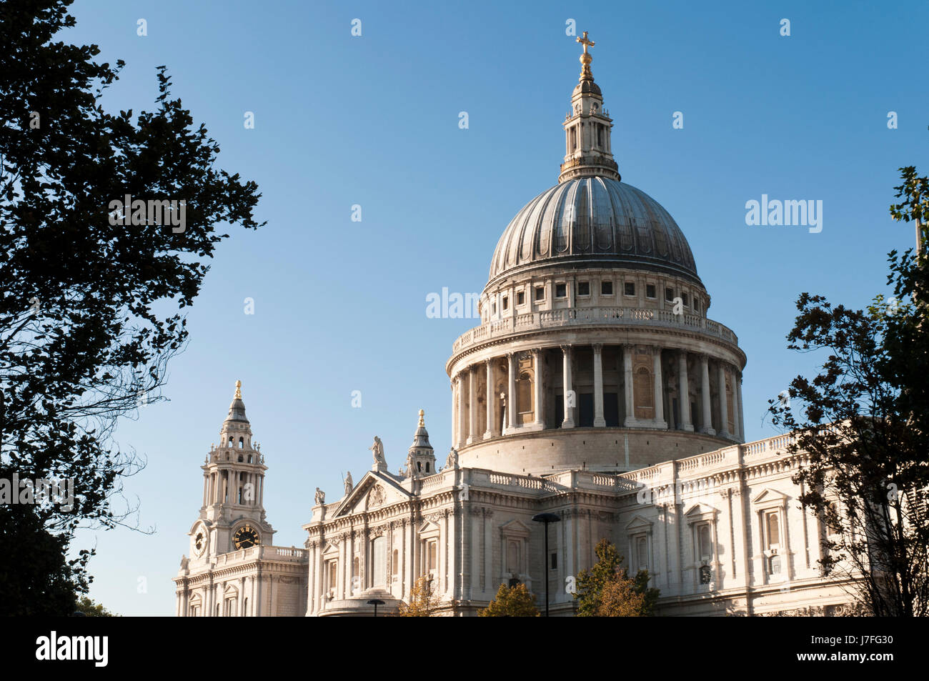 tower religion church city town monument famous cathedral dome tourism ...