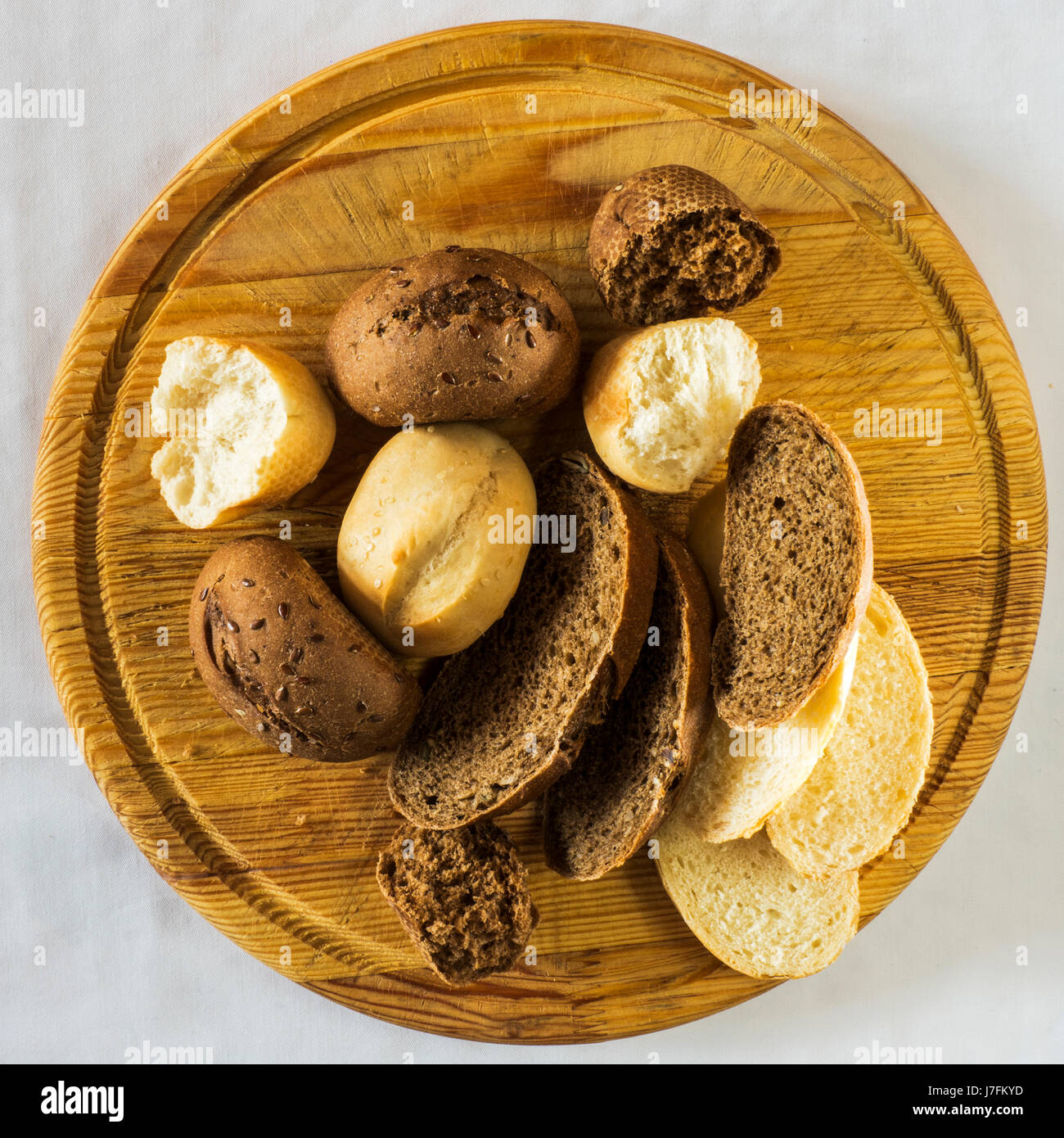Various kinds of bread for dinner Stock Photo - Alamy