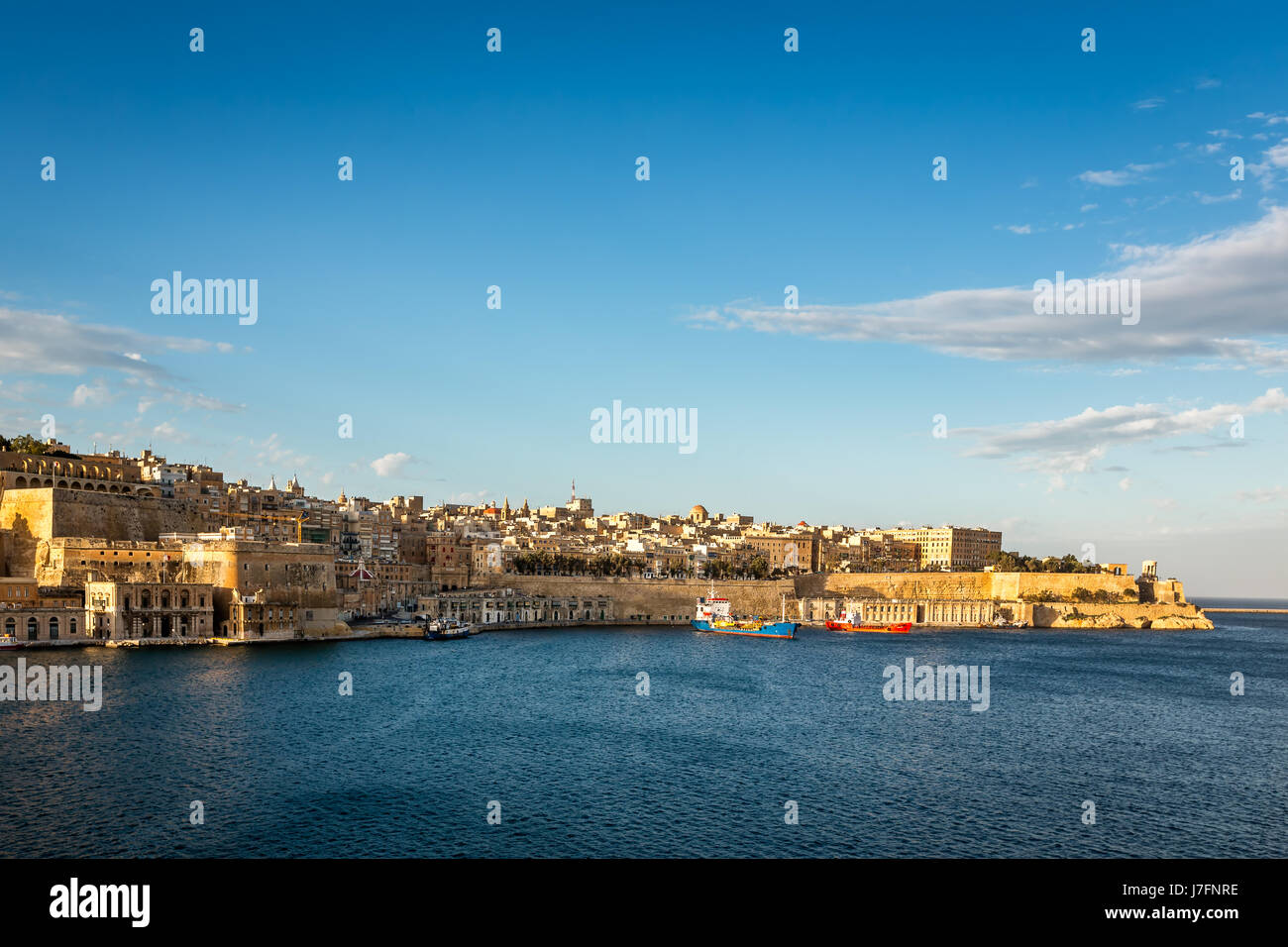 Malta view grand harbour hi-res stock photography and images - Alamy
