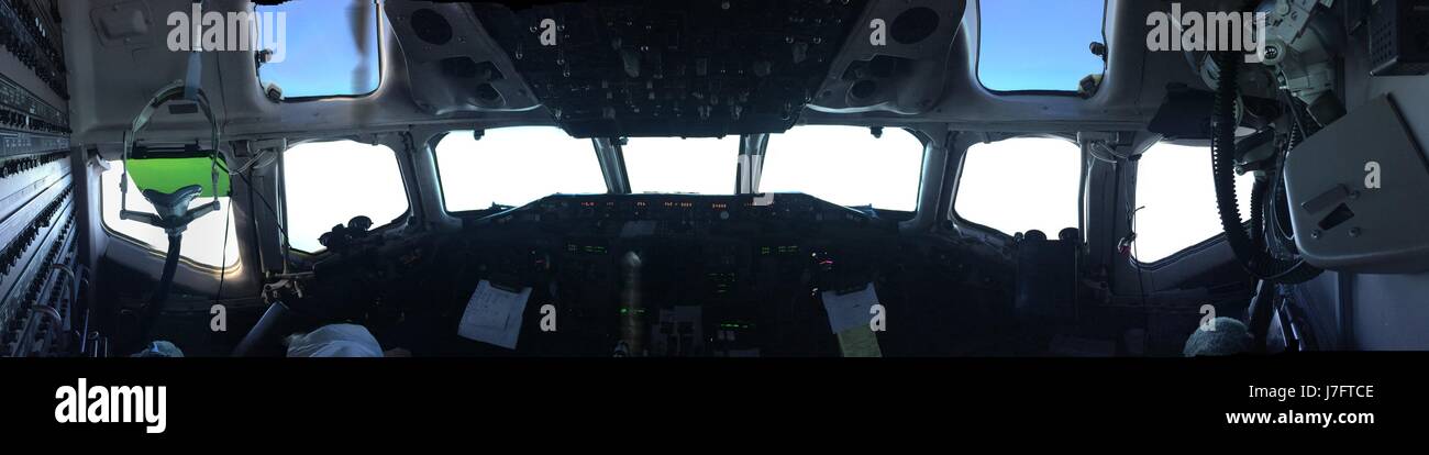 Aircraft ground operations Stock Photo - Alamy