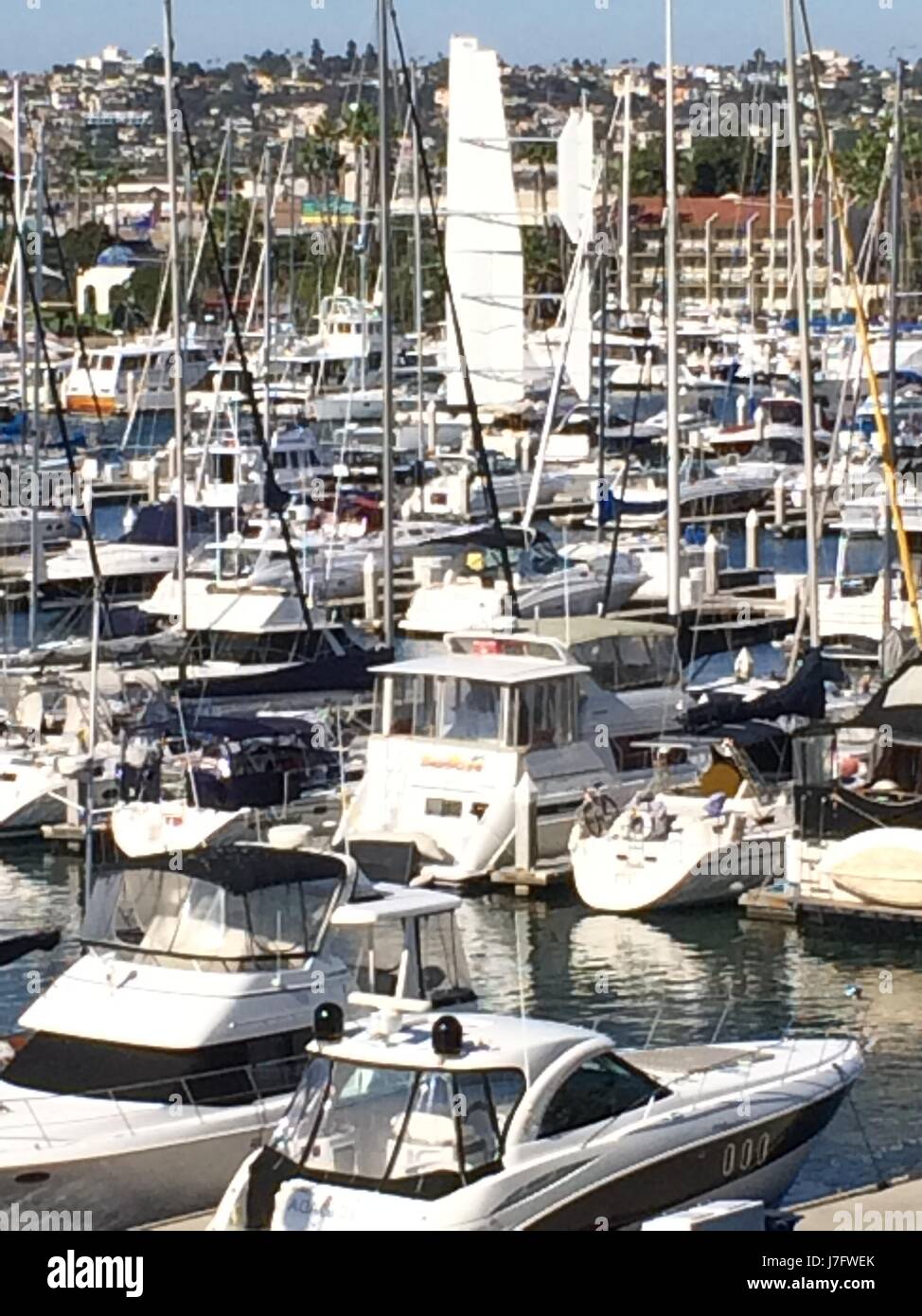Crowded dock hi-res stock photography and images - Alamy