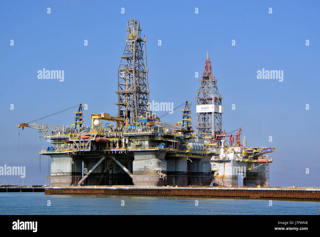 oil rig in for repair in port aransasTEXAS Stock Photo - Alamy