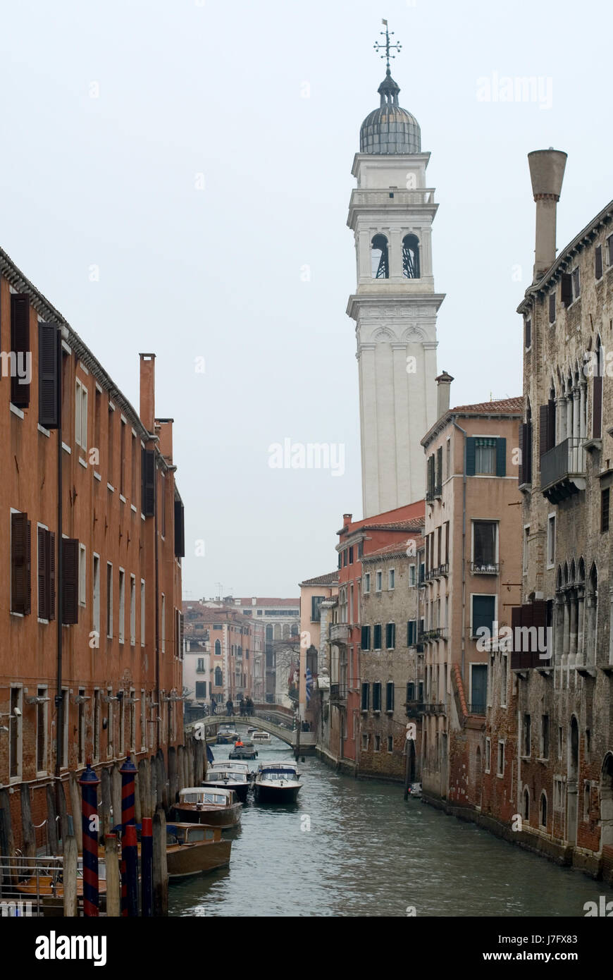 house building tower architectural historical houses city town famous ...