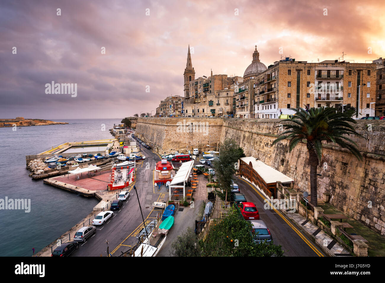 Skyline of the Maltese Capital city Valletta, Malta Stock Photo - Alamy