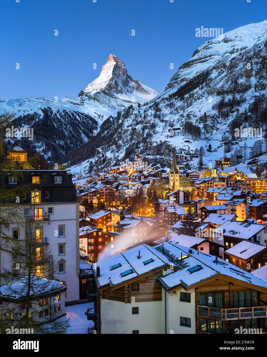 Matterhorn skyline hi-res stock photography and images - Alamy
