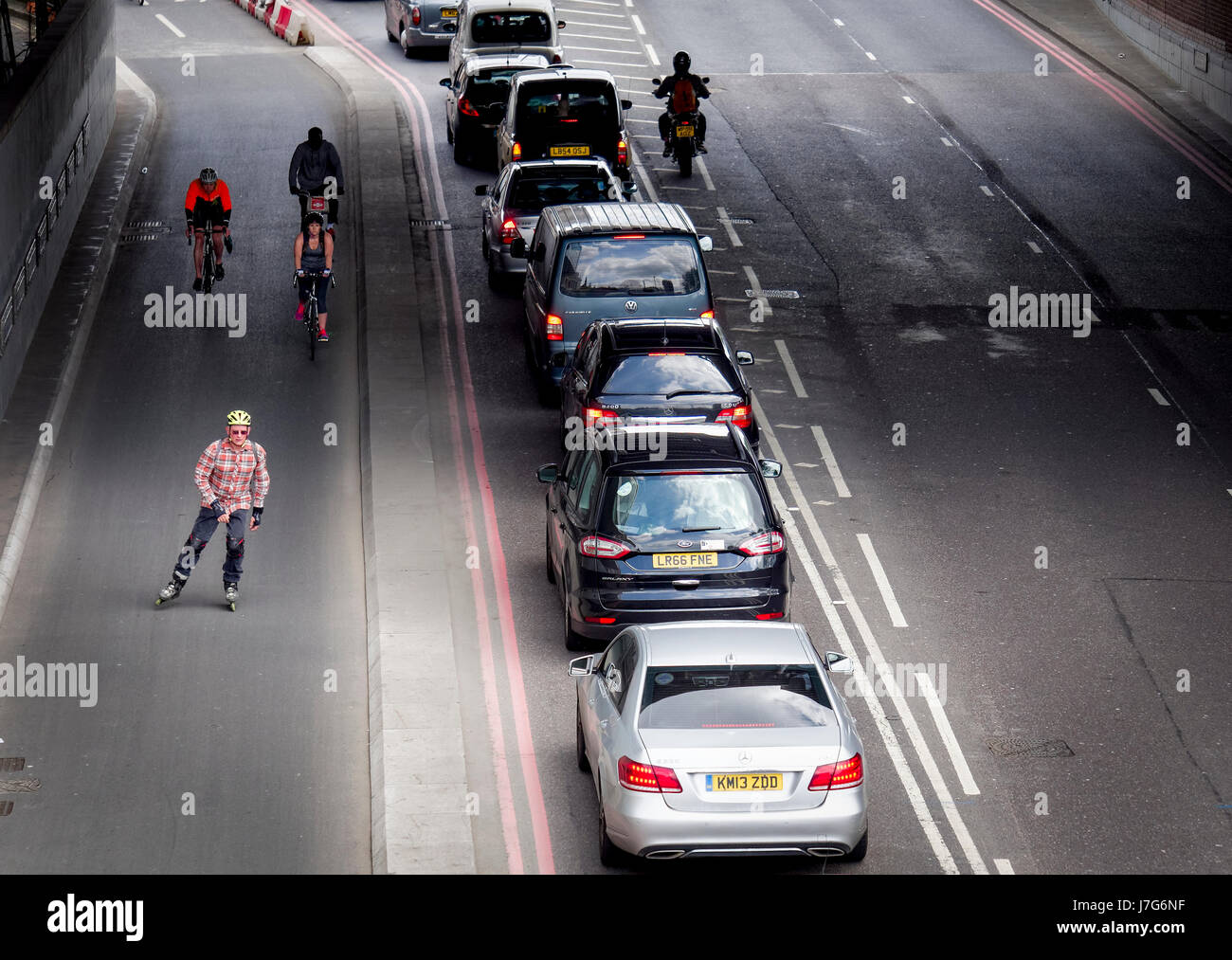 Super highway hi-res stock photography and images - Alamy