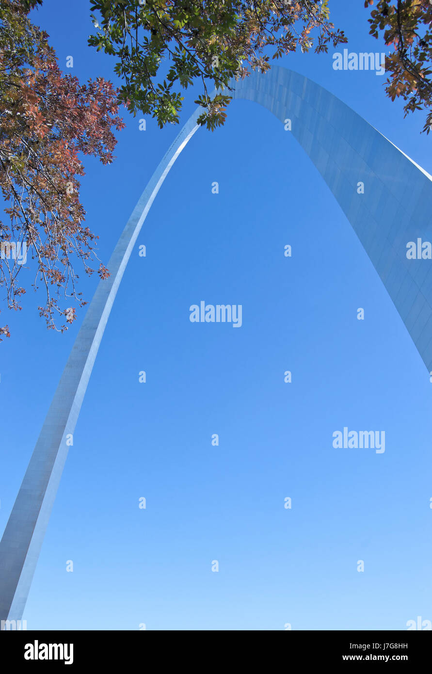 memorial arch metal style of construction architecture architectural ...