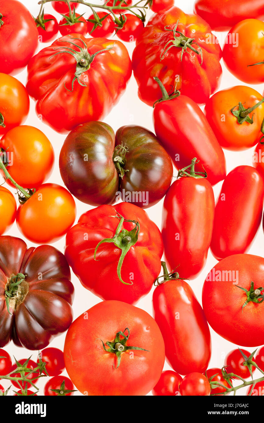 tomatoes tomatos still life food aliment inside vitamins vitamines ...