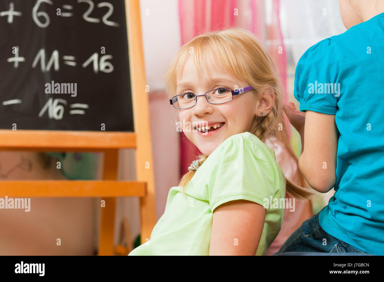 schoolchild count child familiy family compute calculate school ...