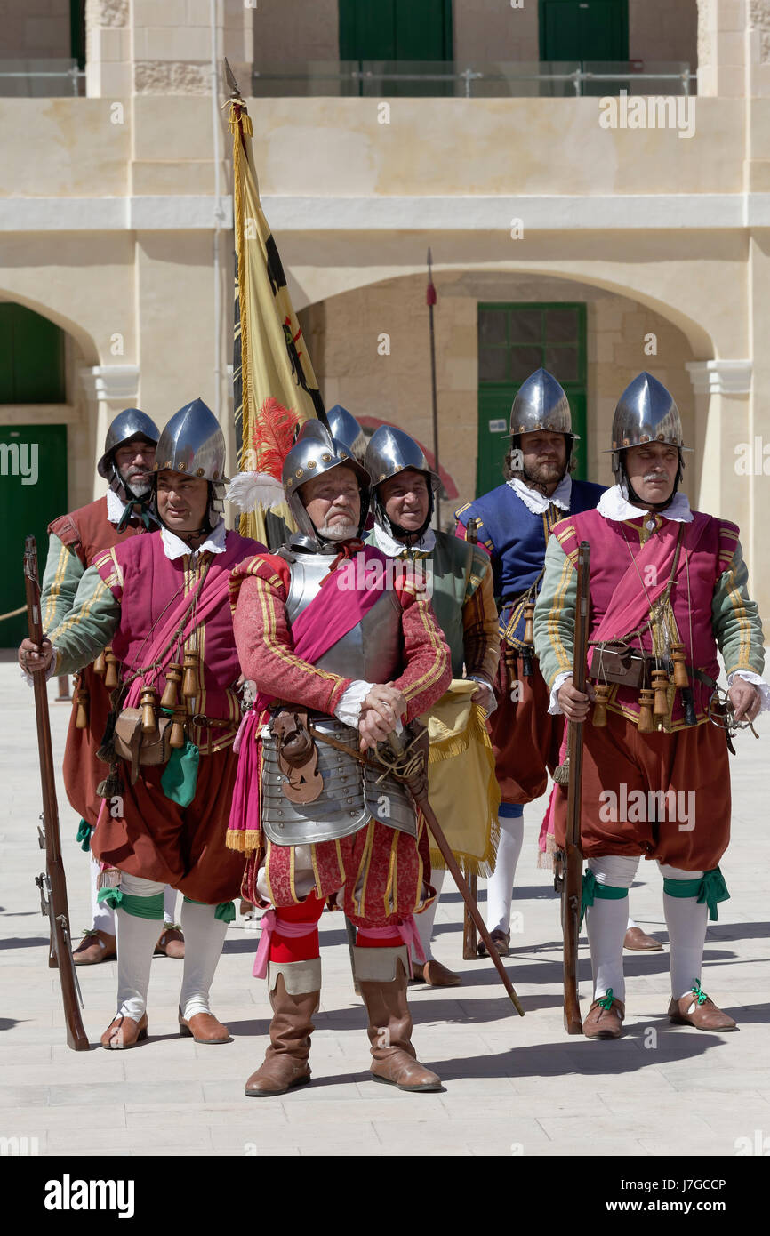 Person in elmo helmet hi-res stock photography and images - Alamy