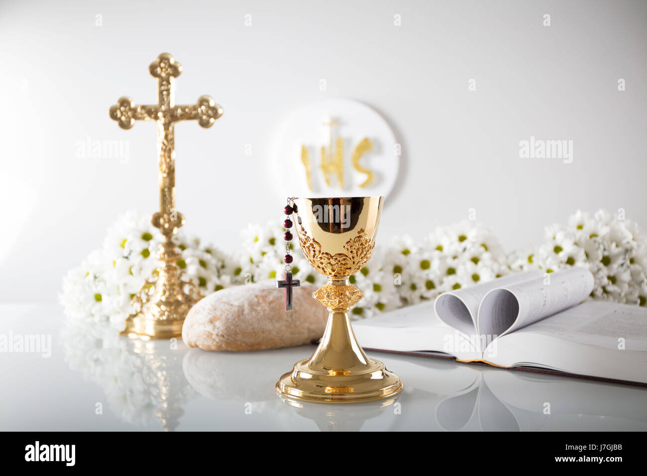 High Resolution Holy Communion Images