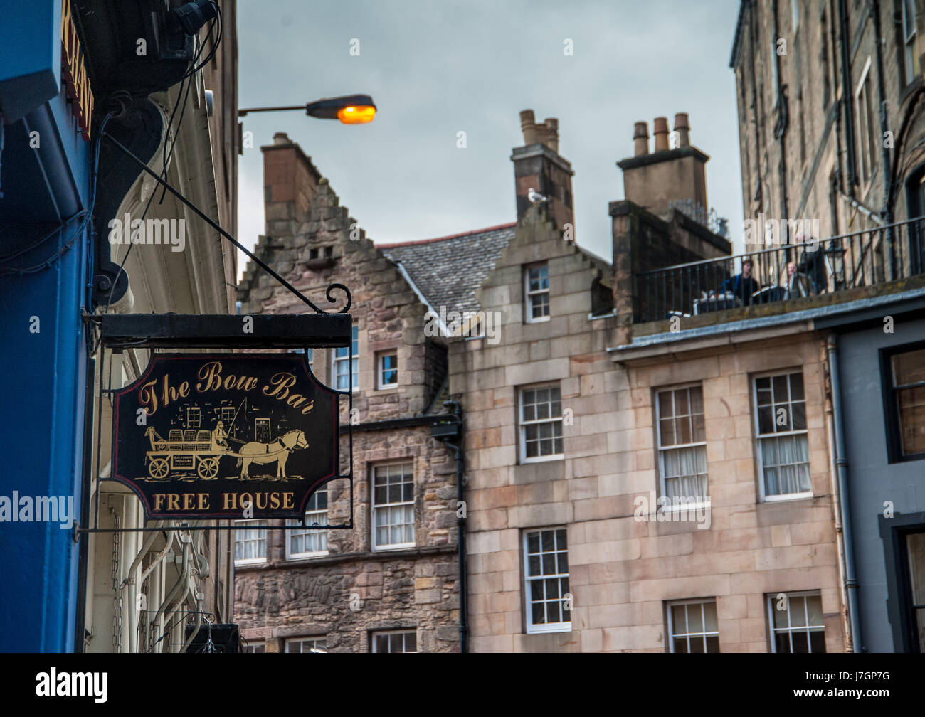 Scottish pub sign hi-res stock photography and images - Alamy