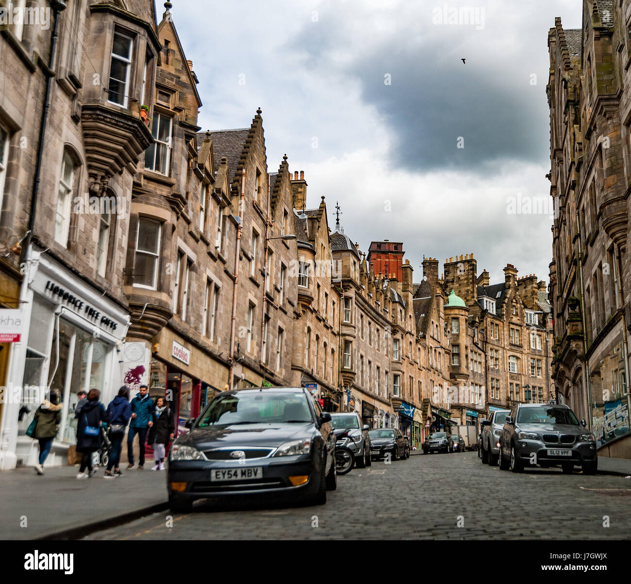 Cockburn street edinburgh hi-res stock photography and images - Alamy