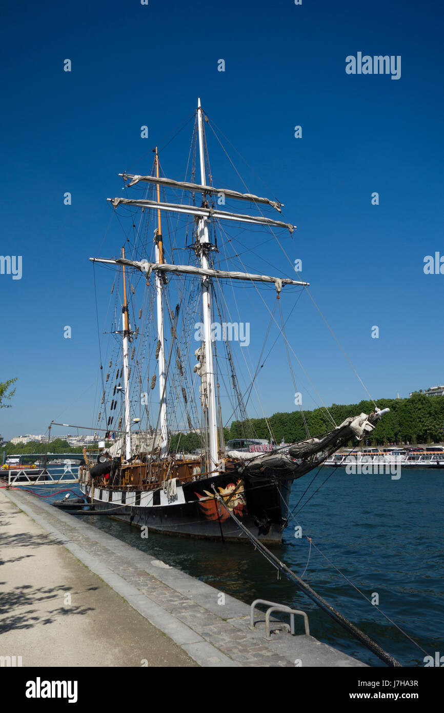French sailing ship hi-res stock photography and images - Alamy