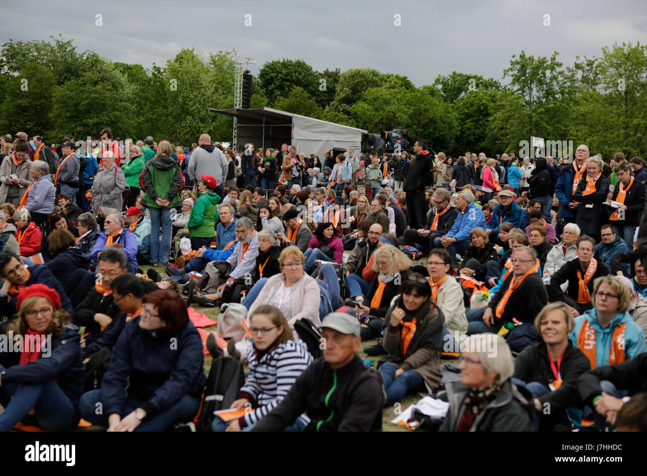 Berlin, Germany. 24th May, 2017. People have assembled outside the ...
