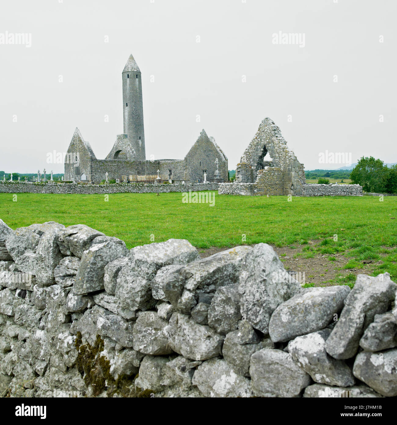 style of construction architecture architectural style ireland tower ...
