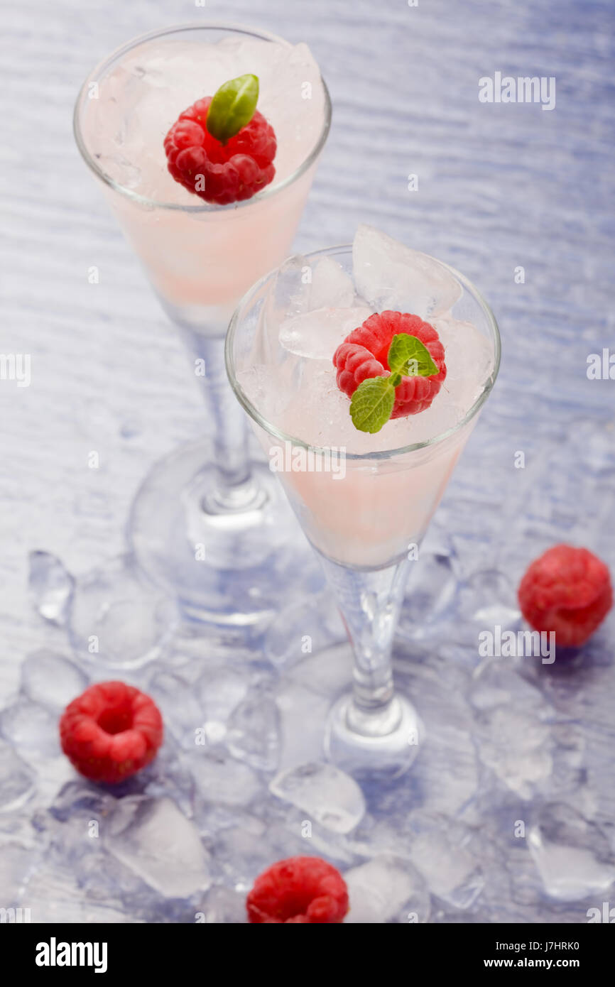 cold alcohol fruit refreshing beverage cool mint liqueur raspberries ...