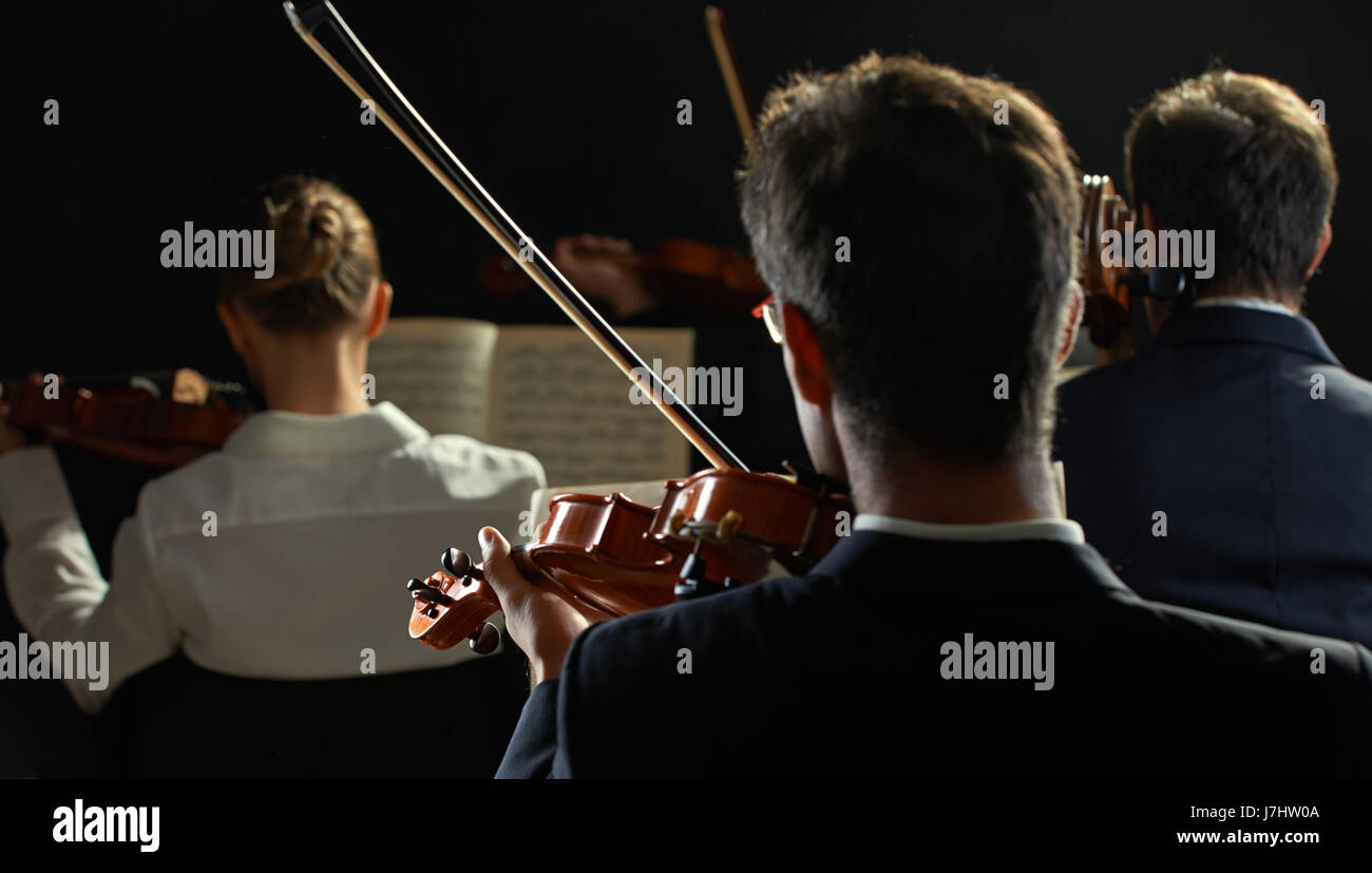 Artist stage rear view hi-res stock photography and images - Alamy