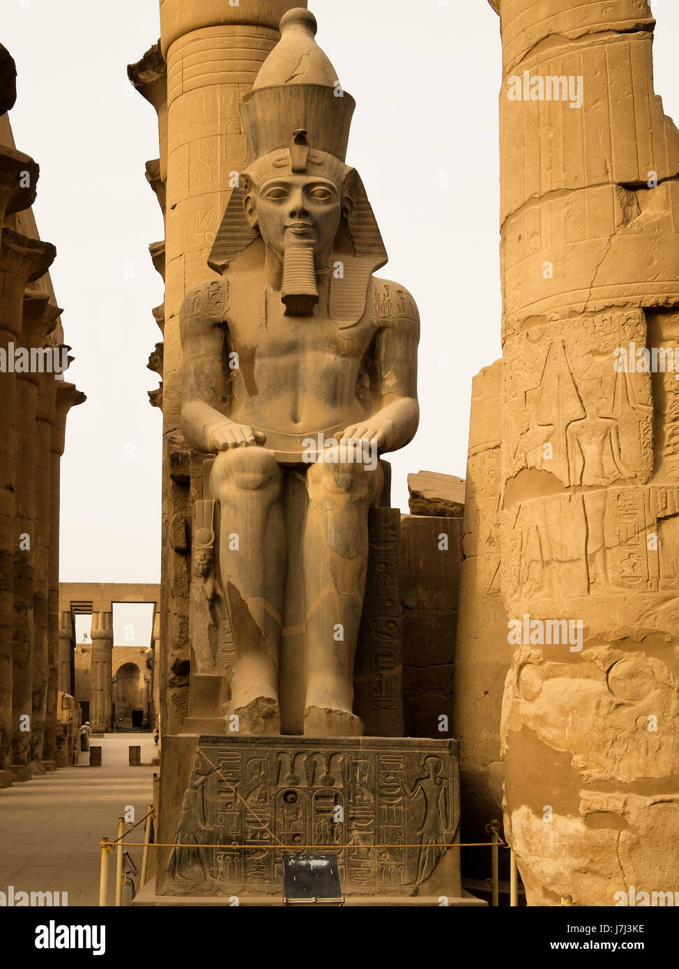 statue energy power electricity electric power archeology pharaoh ...