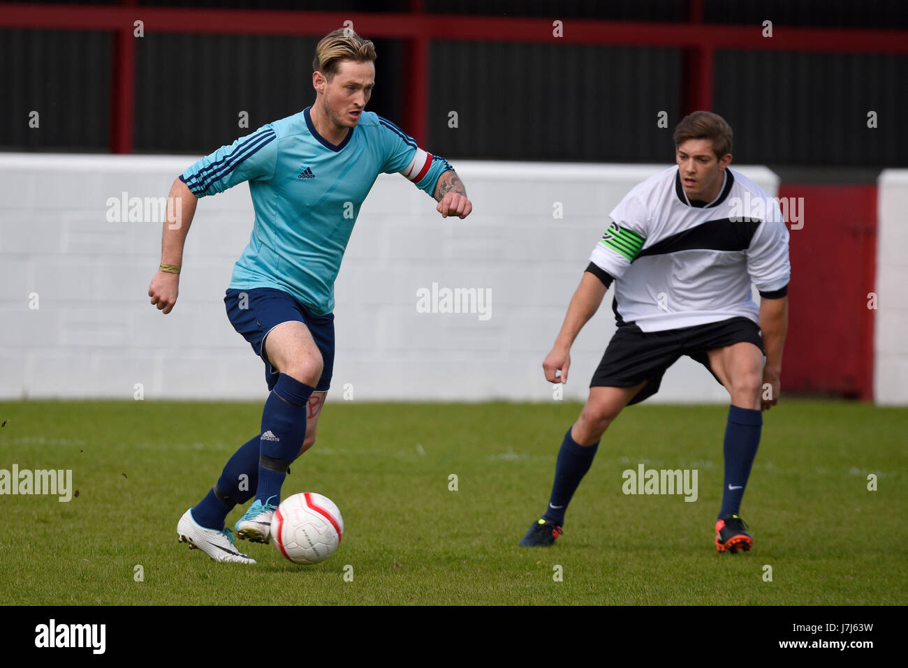 Celebrity football charity match dagenham hi-res stock photography and ...