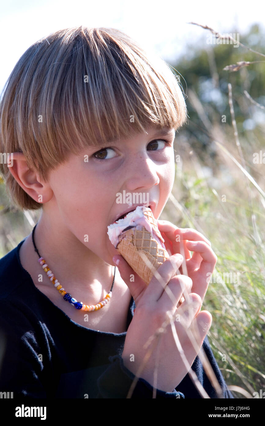 outing sunshine reward ice cream ice-cream icecream dessert young ...