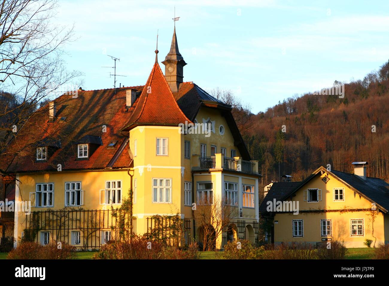 castle prestige property status Stock Photo - Alamy
