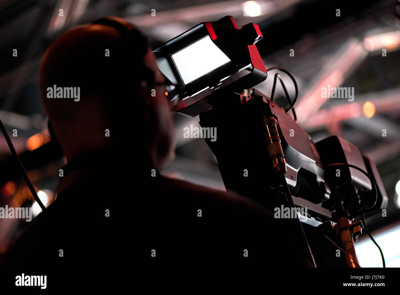 Cameraman studio shooting hi-res stock photography and images - Alamy