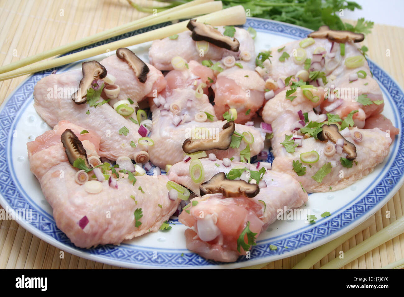 wing chicken pullet fresh meat food aliment asia wing asiatic prepare ...