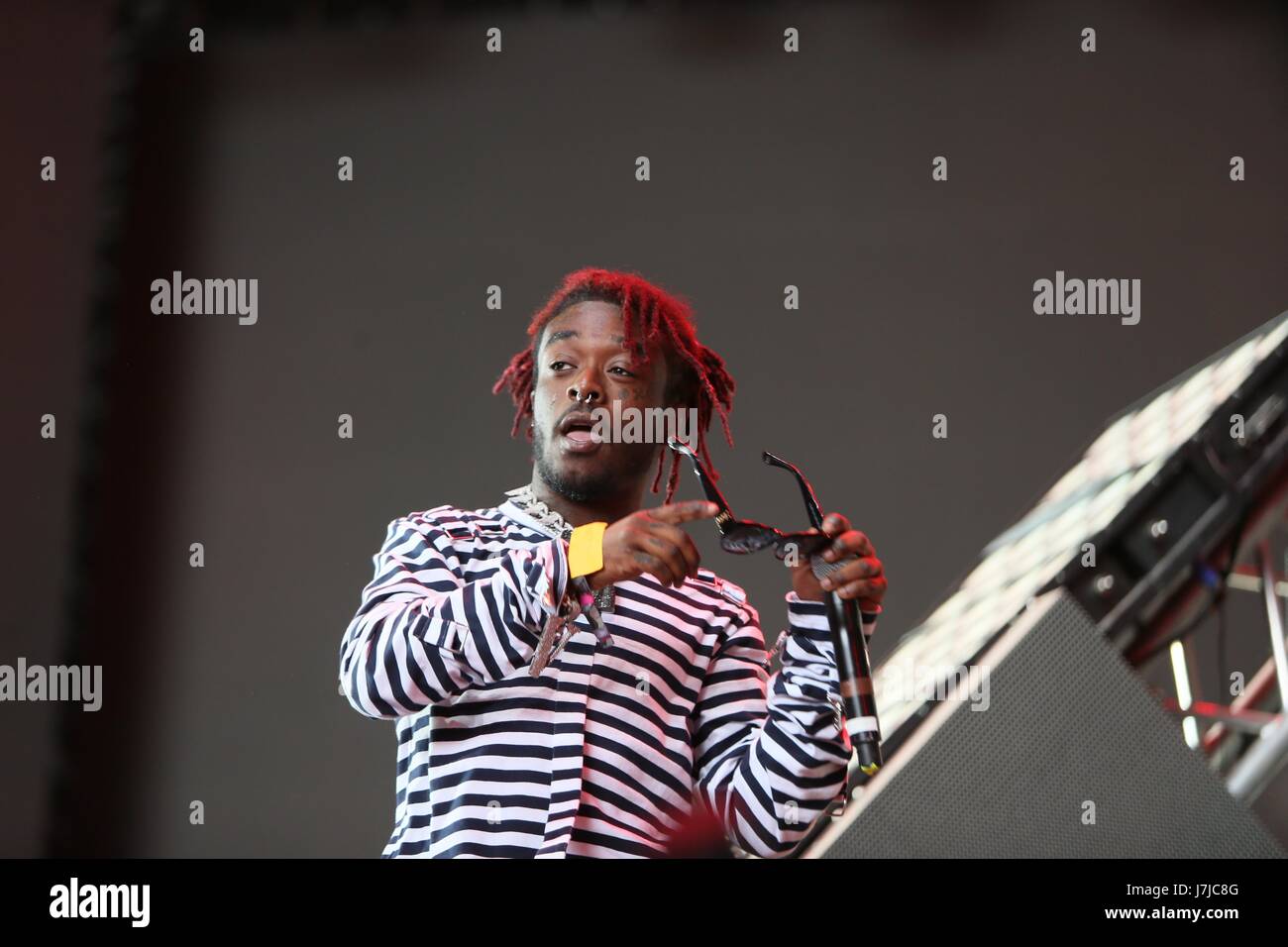 Lil Uzi Vert seen performing at Coachella weekend 2 Day 3 Featuring ...