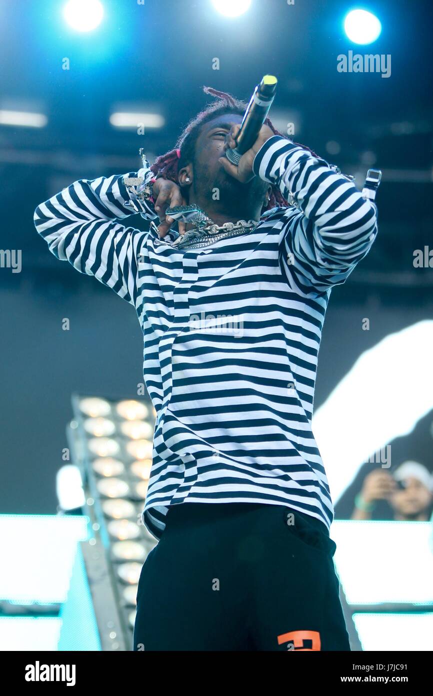 Lil Uzi Vert seen performing at Coachella weekend 2 Day 3 Featuring ...