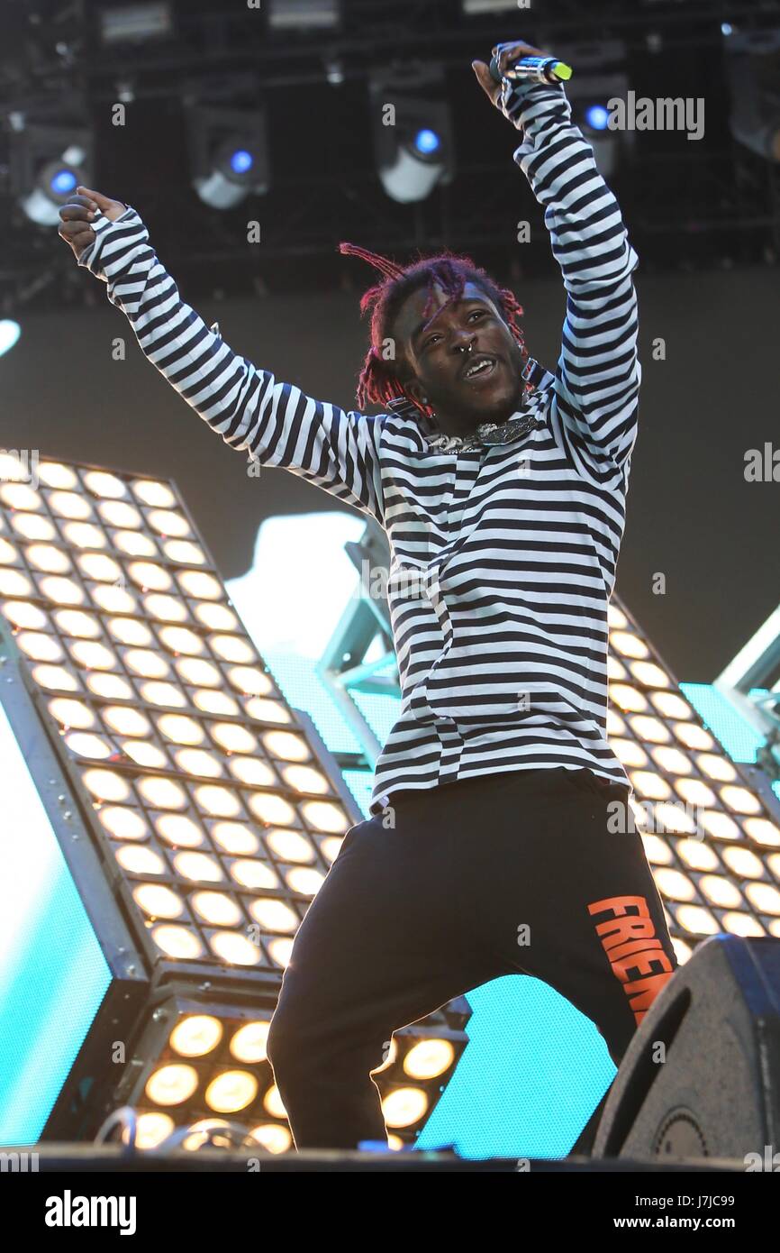Lil Uzi Vert seen performing at Coachella weekend 2 Day 3 Featuring ...