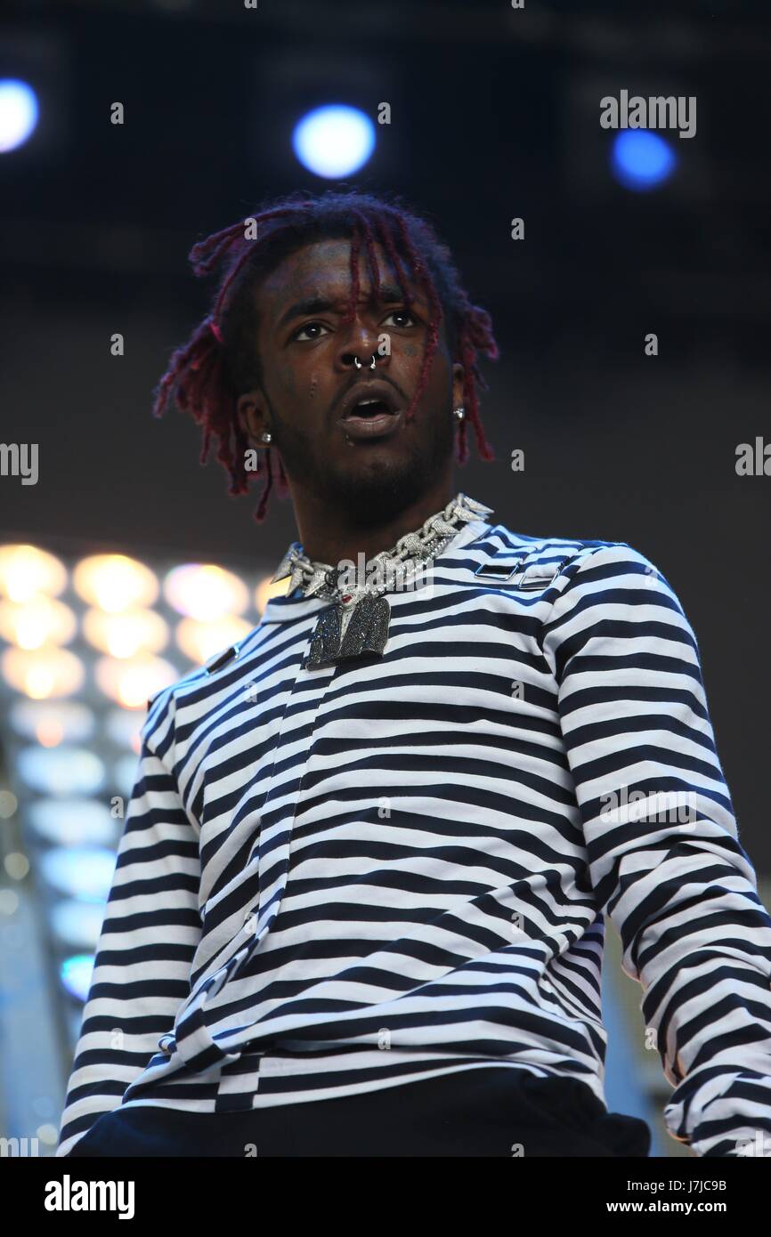 Lil Uzi Vert seen performing at Coachella weekend 2 Day 3 Featuring ...