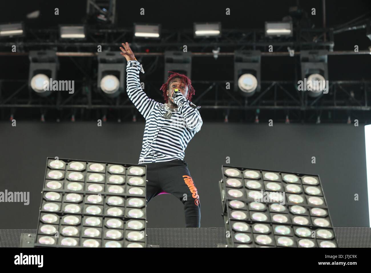 Lil Uzi Vert seen performing at Coachella weekend 2 Day 3 Featuring ...