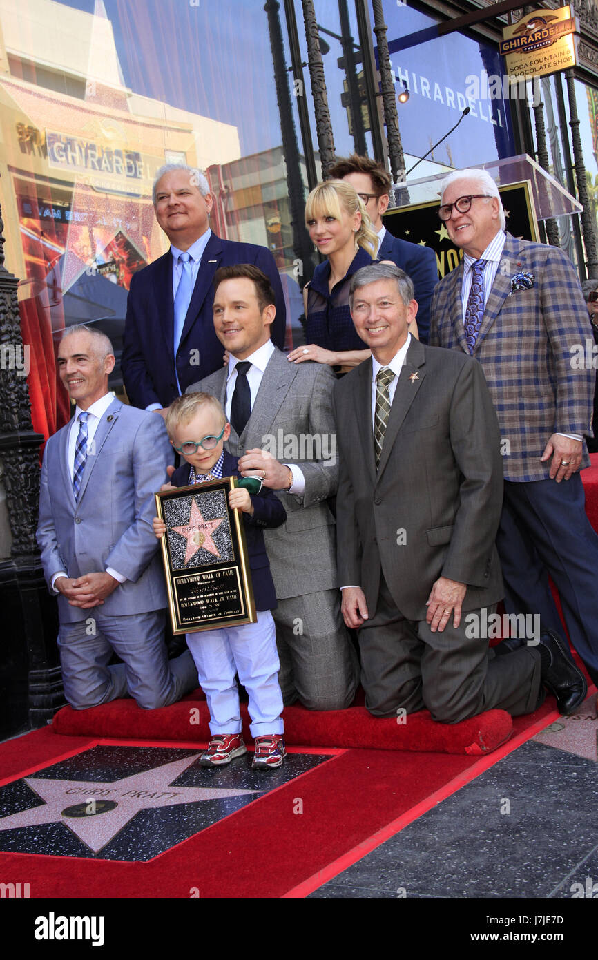 Anna Faris, Chris Pratt, James Gunn, Leron Gubler, and Vin Di Bona ...