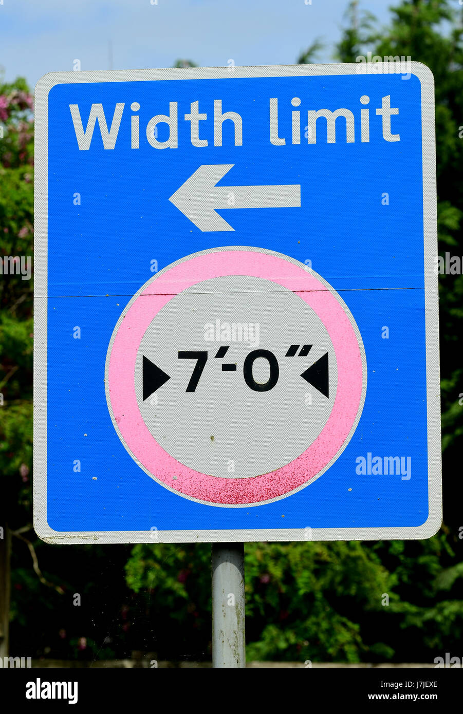 General view of a width limit sign, London Stock Photo - Alamy